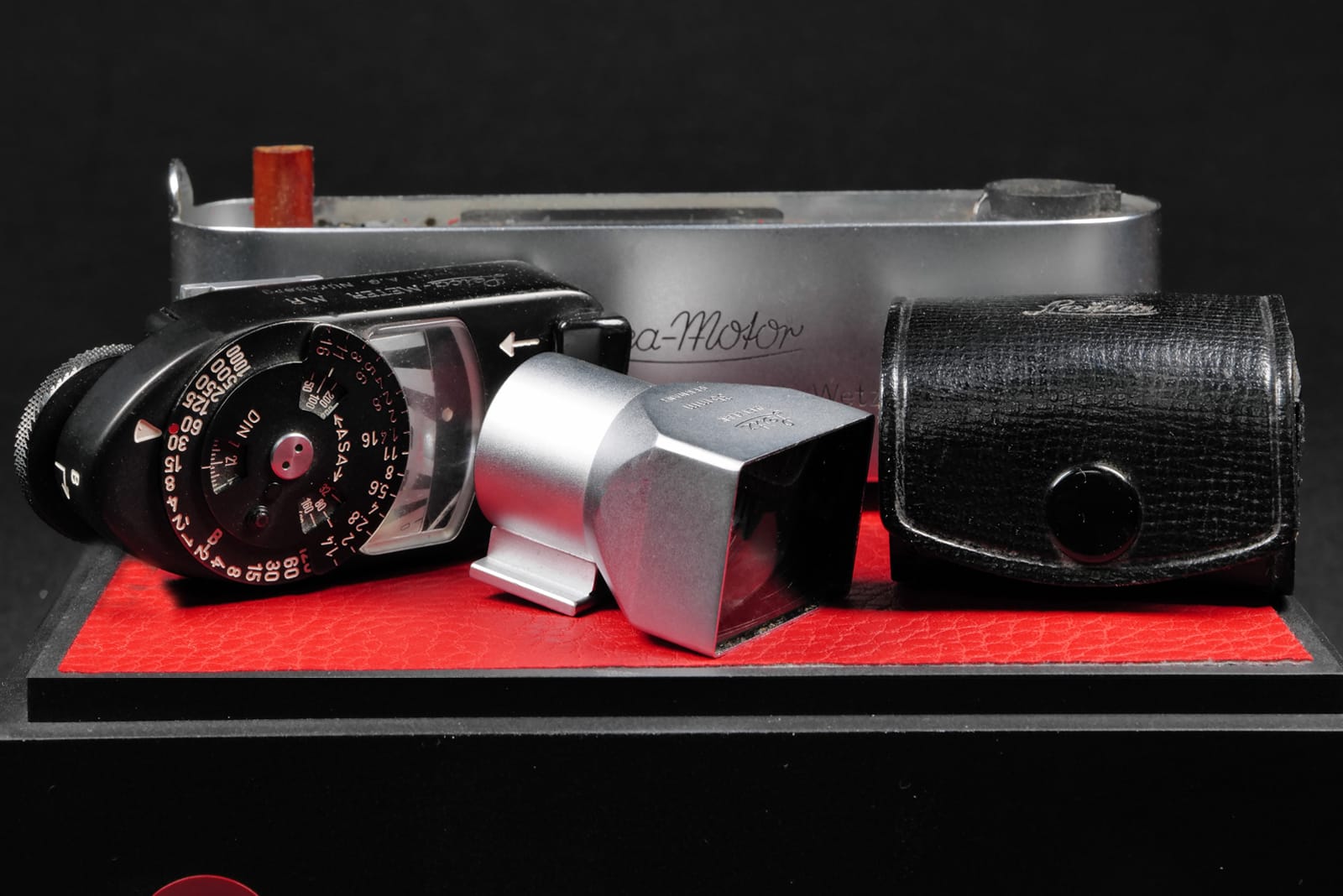 Leica Zubehör - Pre-Owned Produkte - Leica Camera Ankauf & Verkauf